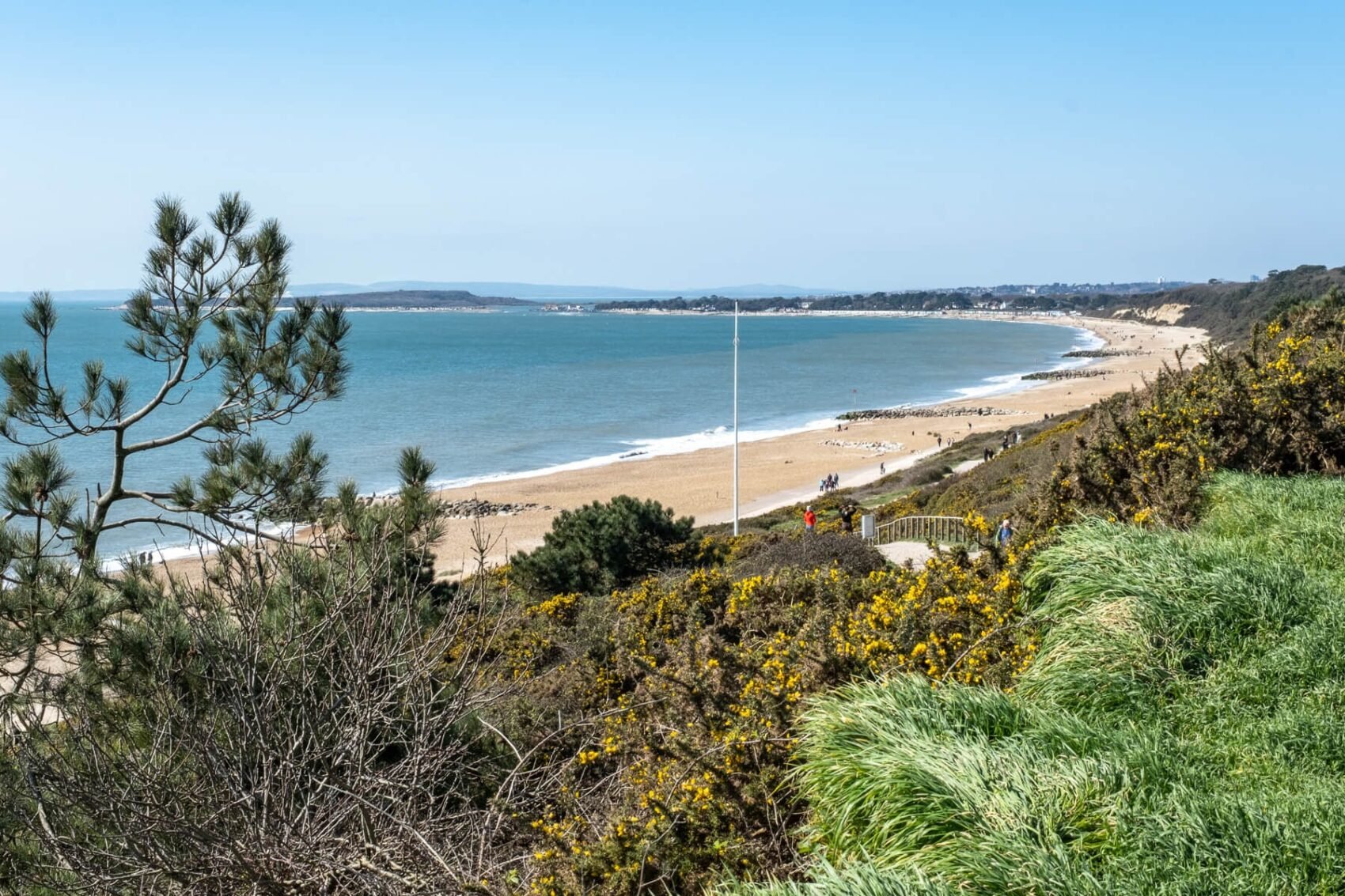 Insider's Guide to Milford on Sea | New Forest Escapes